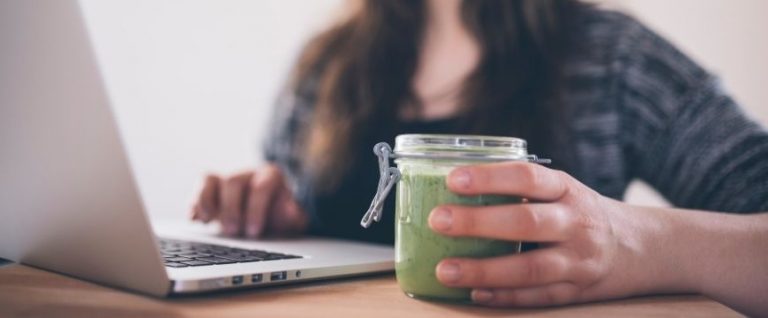 Best 9 Tips to Study Effectively in the Holidays and Stay Motivated